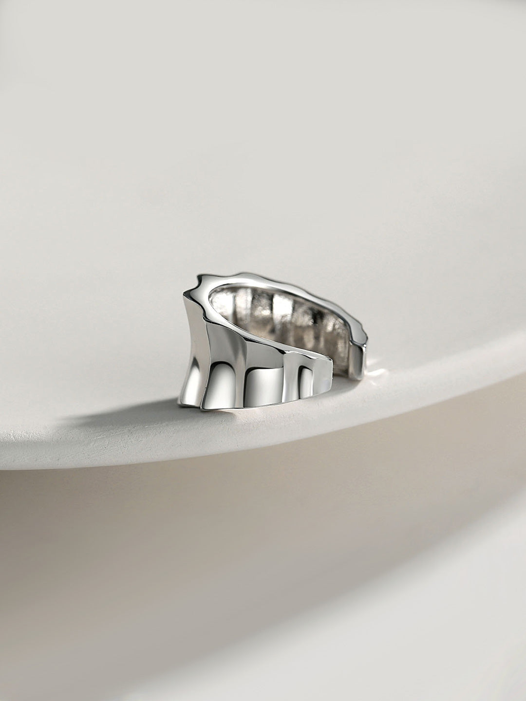 Pure silver simplicity ear clip – whitzardfashion